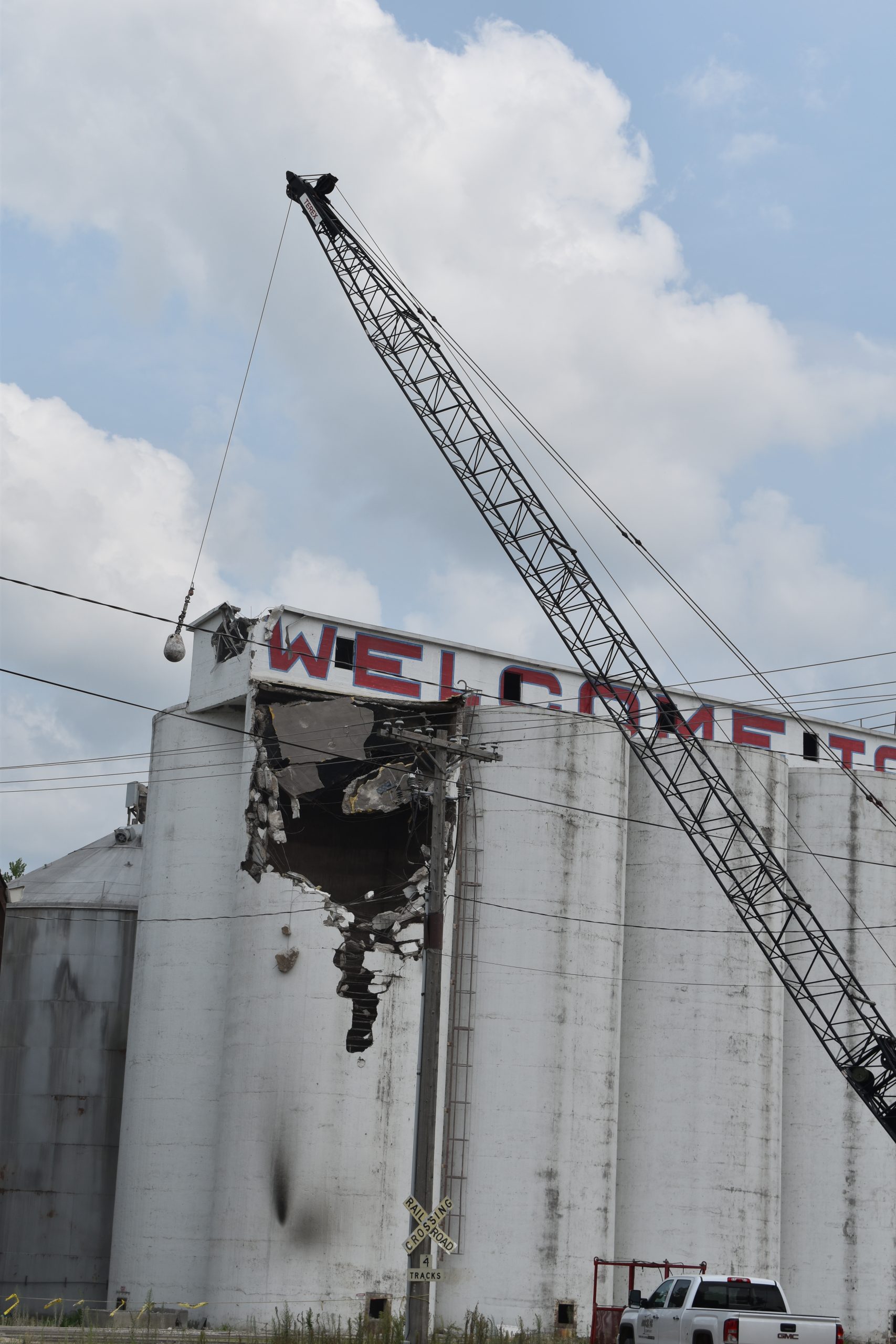 Damaged silo goes down | News, Sports, Jobs - The Journal